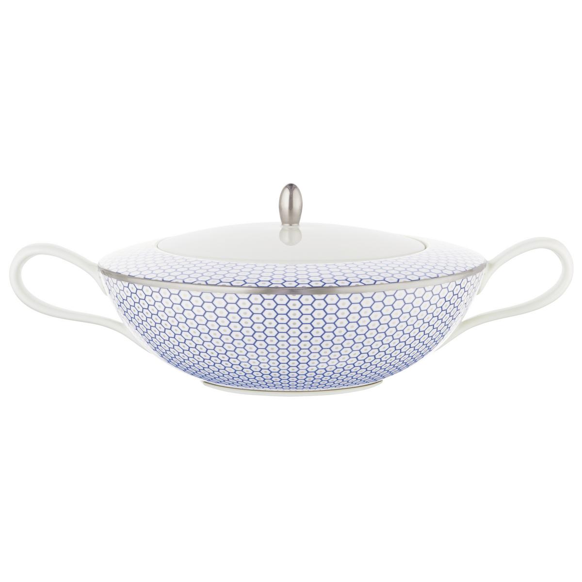 Raynaud Trésor Bleu soup tureen, honeycomb pattern | artedona.
