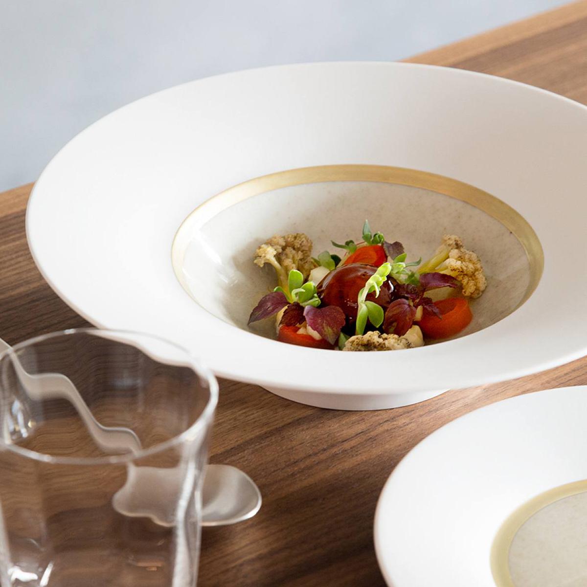 Hering Berlin Silent Brass Gold Dinnerware | artedona.